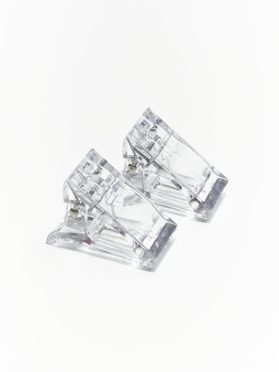 CLIPS FOR UPPER FORMS